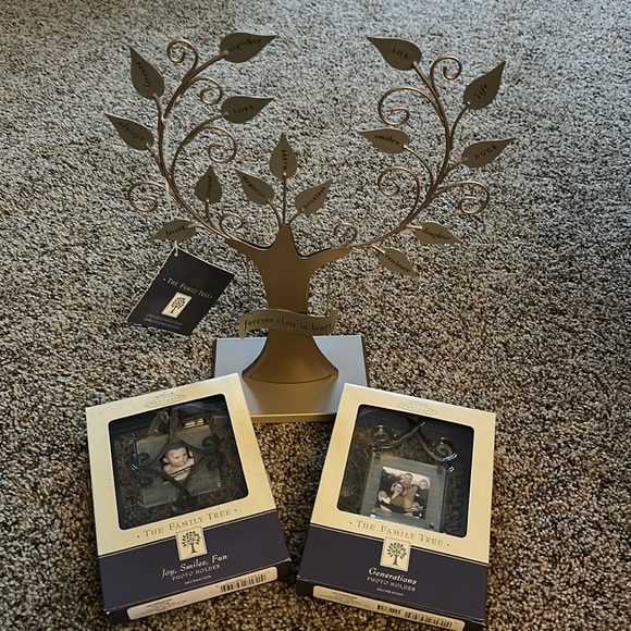 Hallmark | Accents | Hallmark Family Tree Gift Set | Poshmark